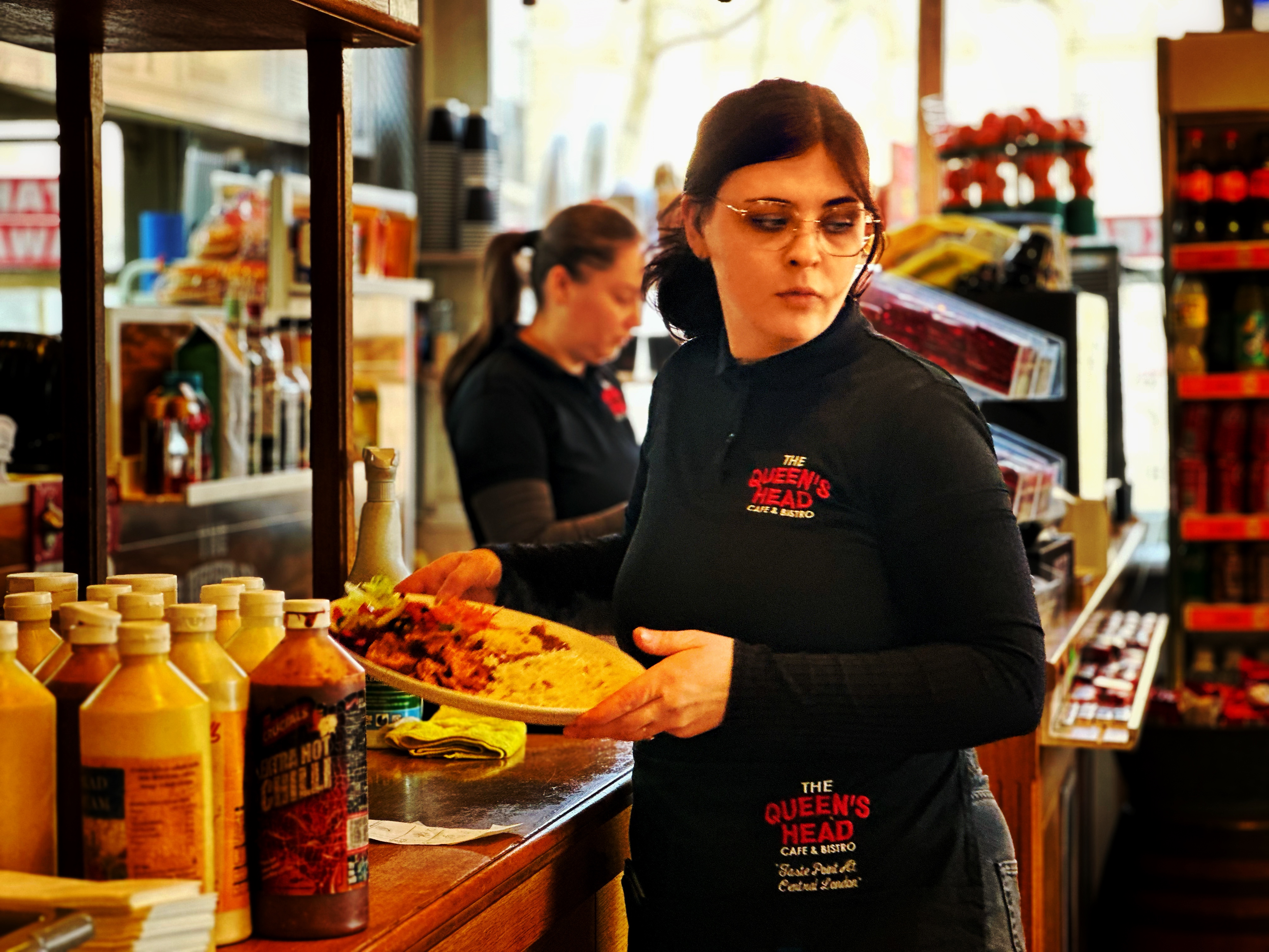 The Queen's Head Cafe